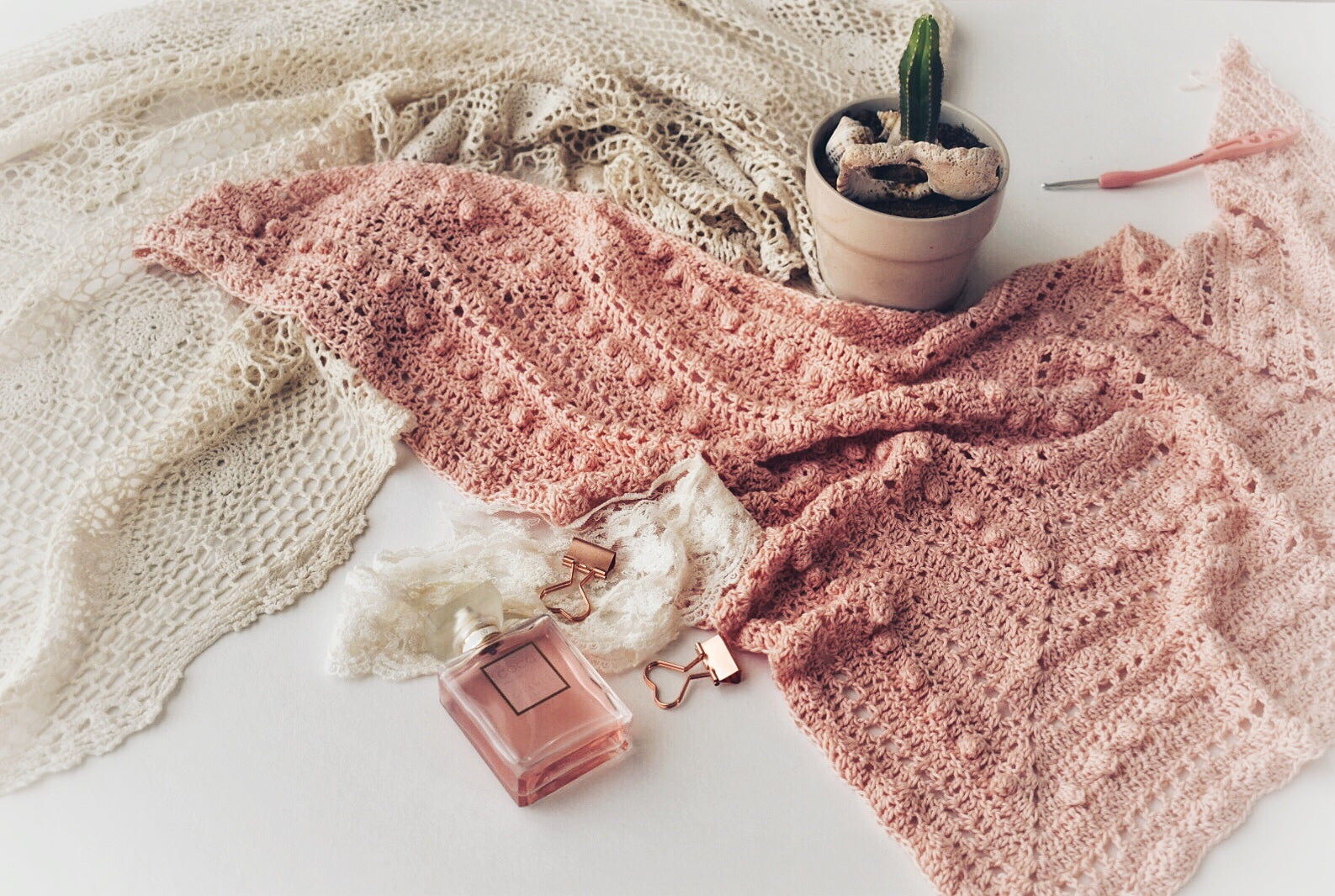 The Fall Shawl crochet pattern – Zein Crochet Designs